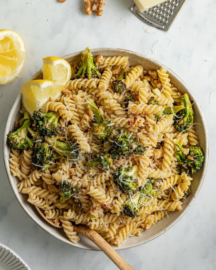 25 Minute Lemon Broccoli Pasta
